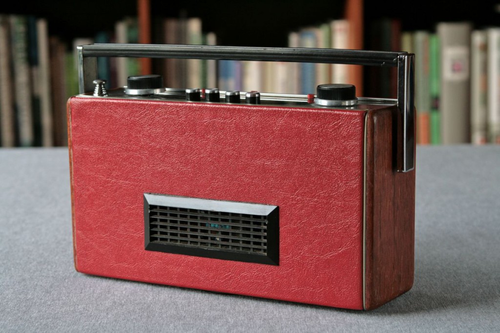 ROBERTS RT22 TRANSISTOR RADIO - Radio Retro